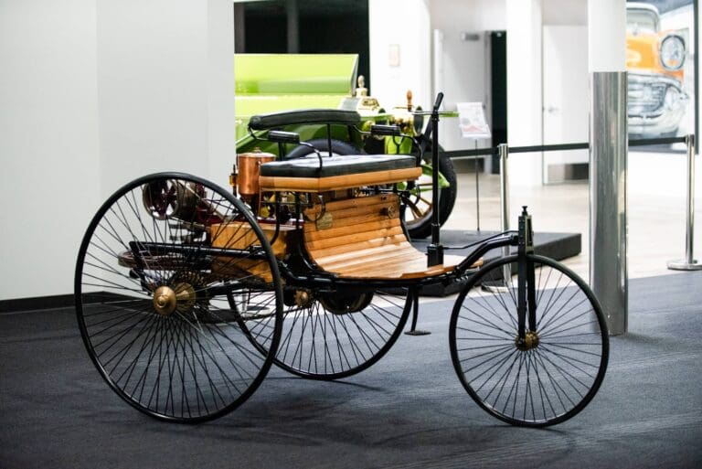 1886 Benz Patent Motorwagen - Midwest Dream Car Collection