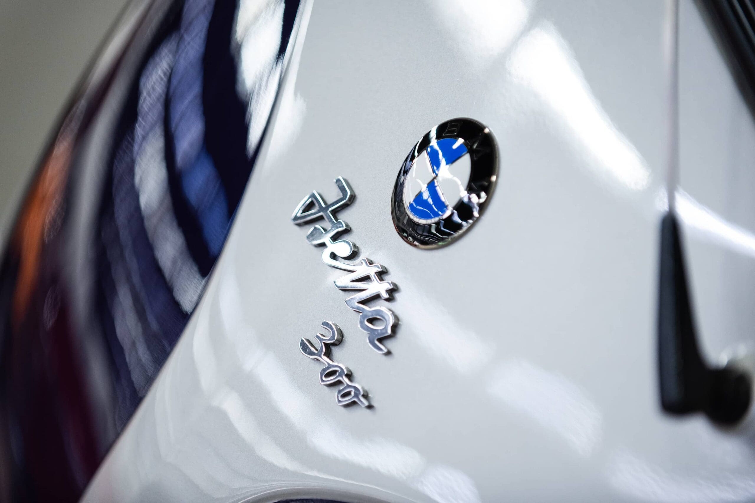 1957 BMW Isetta - Midwest Dream Car Collection